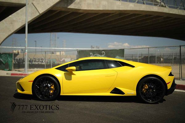 Lamborghini Huracan Rental - Rent a Yellow Lamborghini in LA